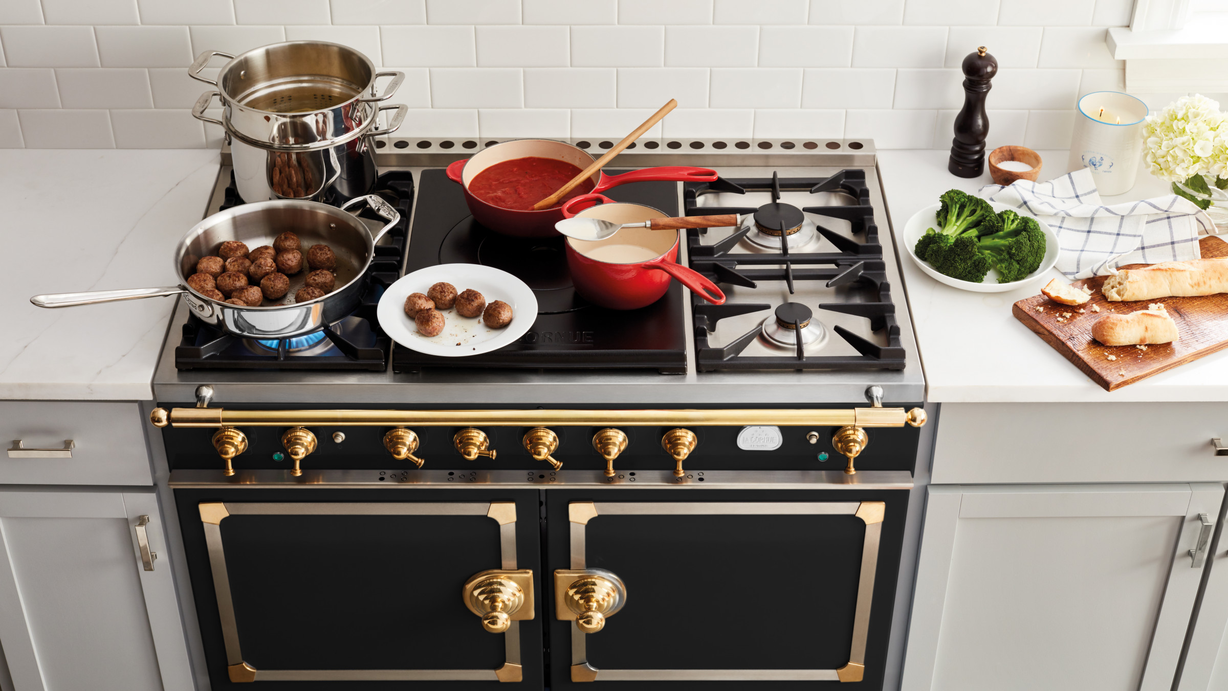 Discover the La Cornue Cornufé and Albertine Range Cookers | Hoad & Taylor